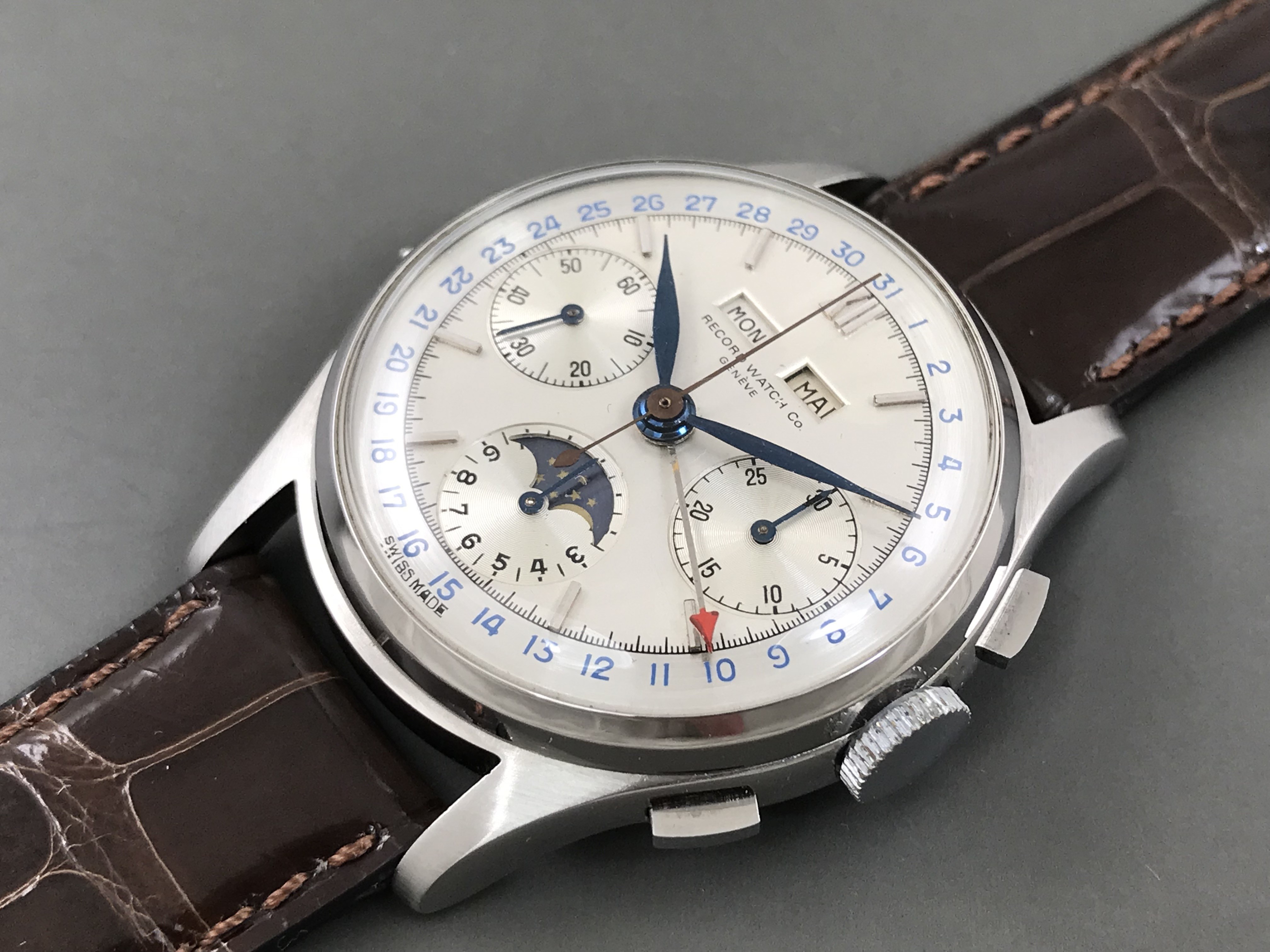 Record Watch Co. Genève