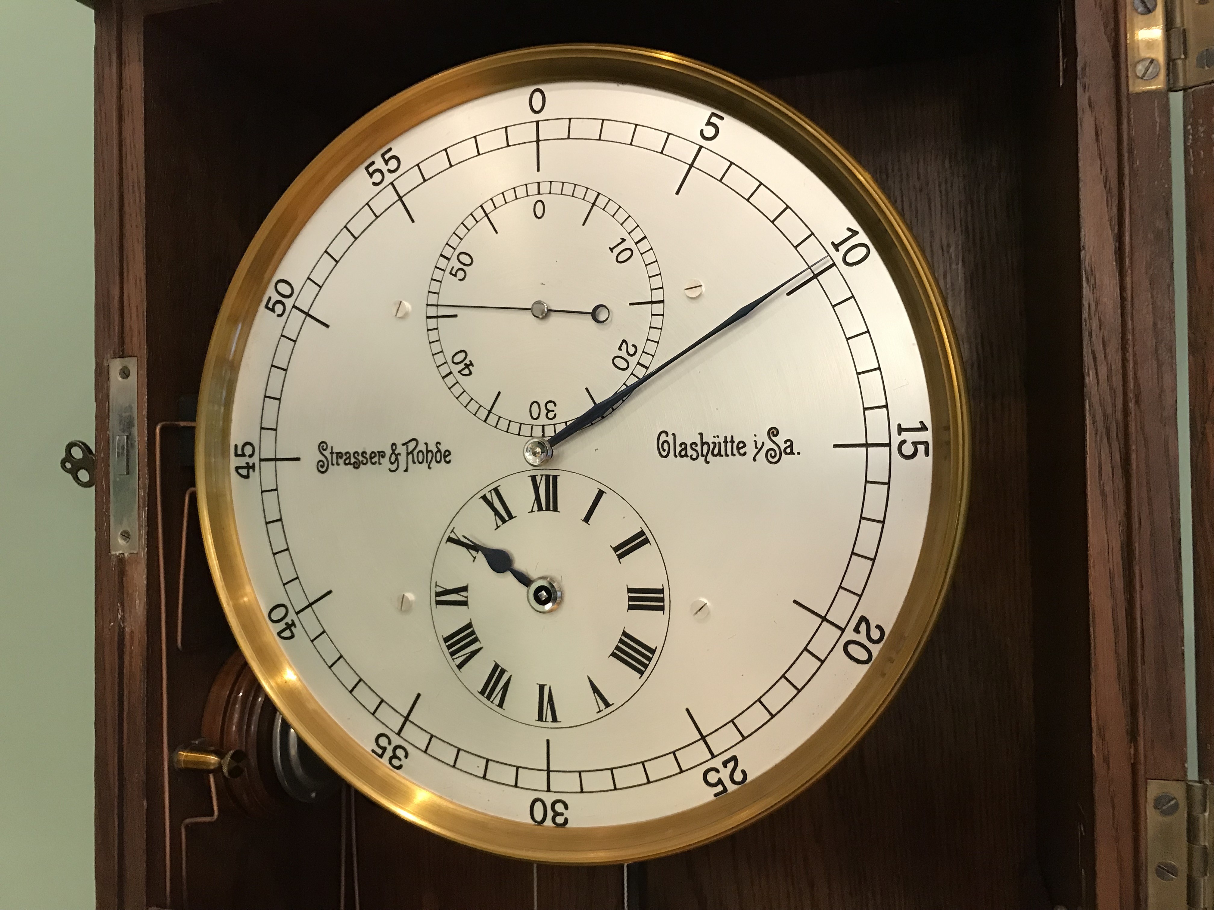Strasser & Rohde Precision-Pendulum-Clock