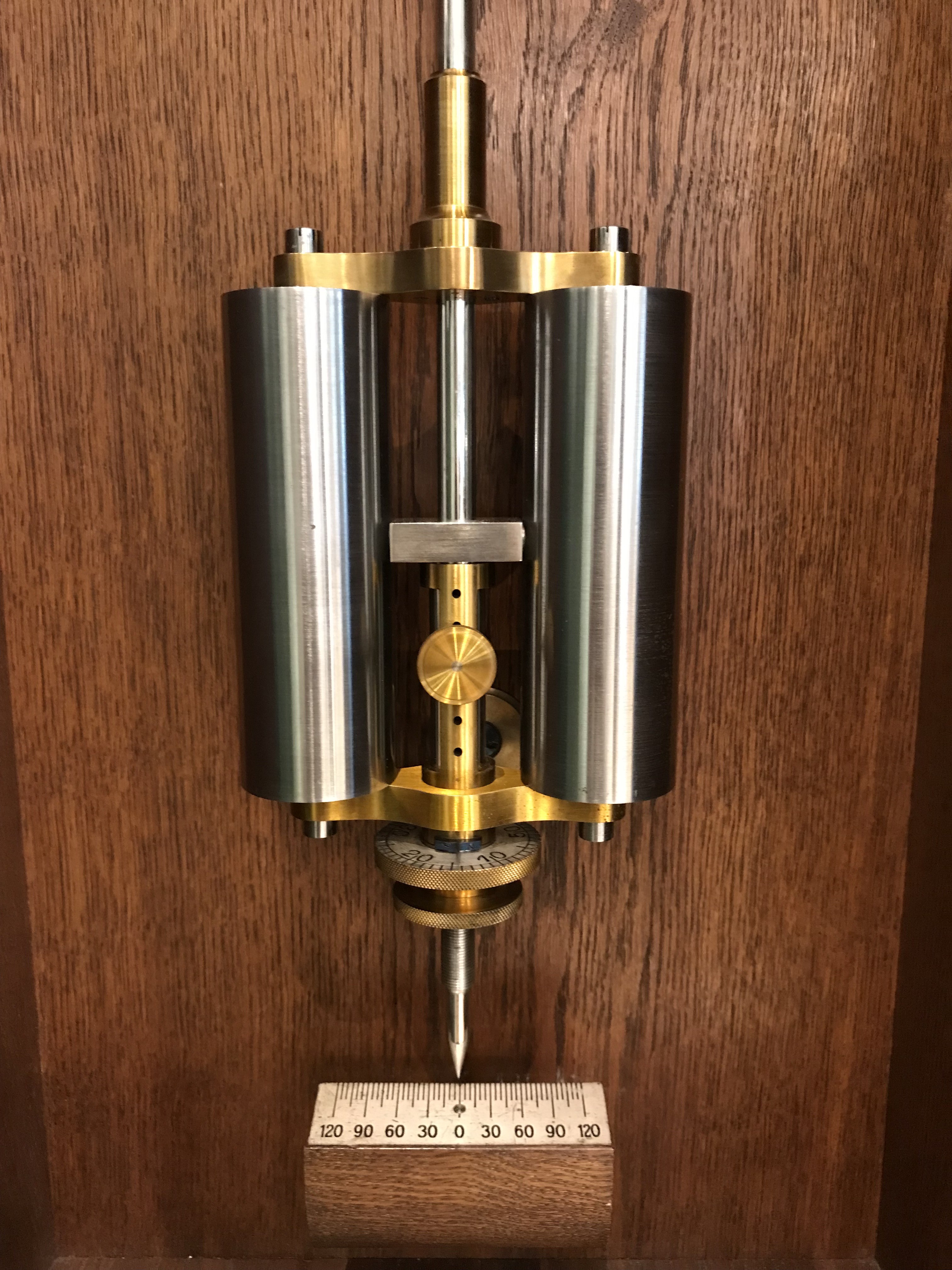 Strasser & Rohde Precision-Pendulum-Clock