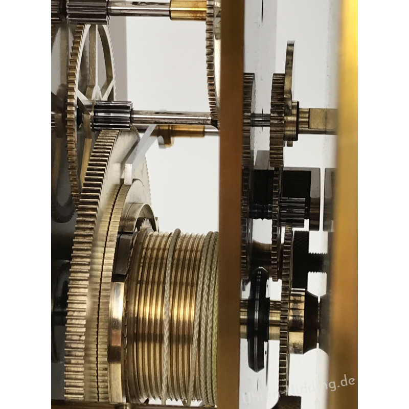 Strasser & Rohde Precision-Pendulum-Clock