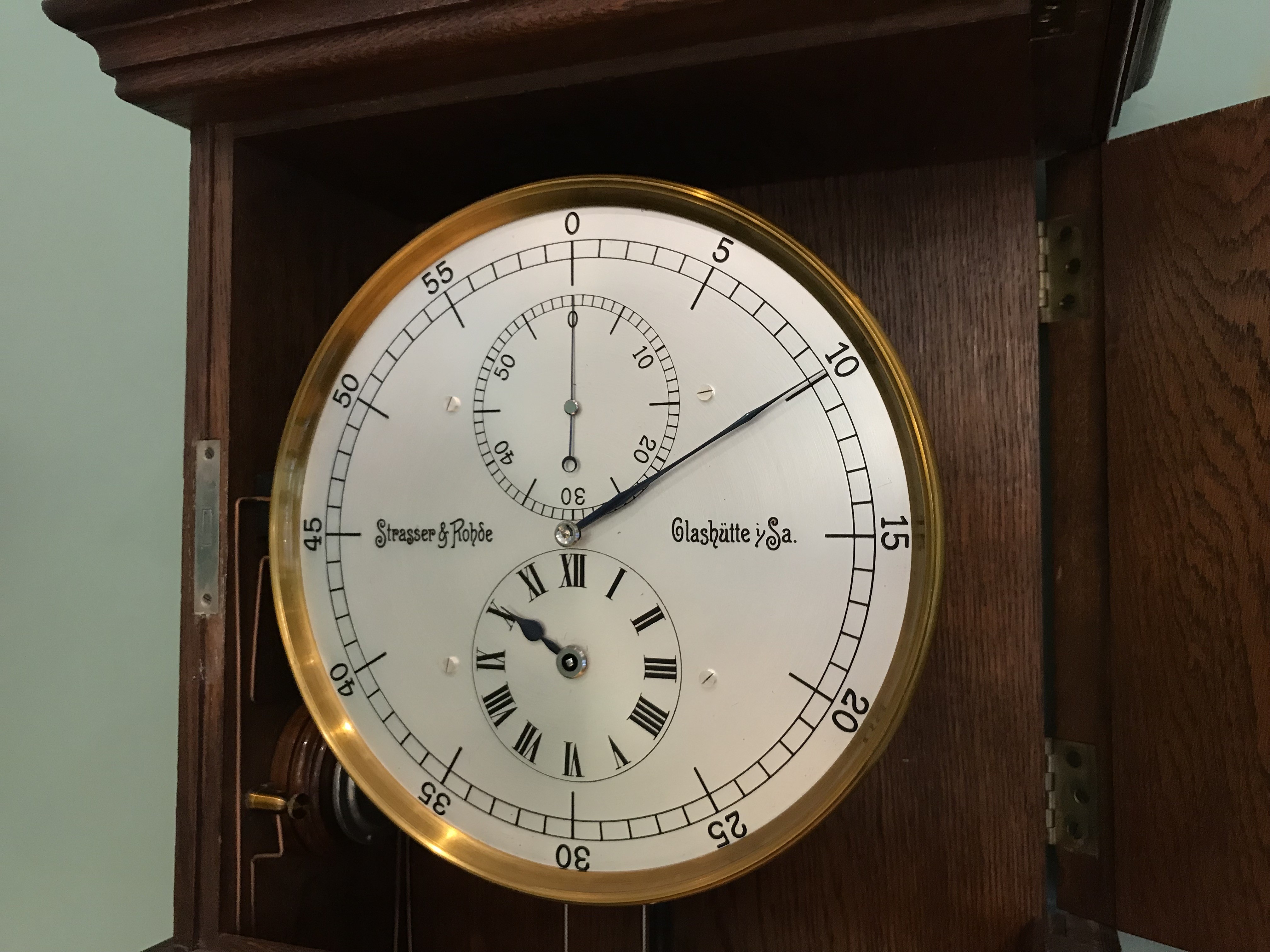 Strasser & Rohde Precision-Pendulum-Clock